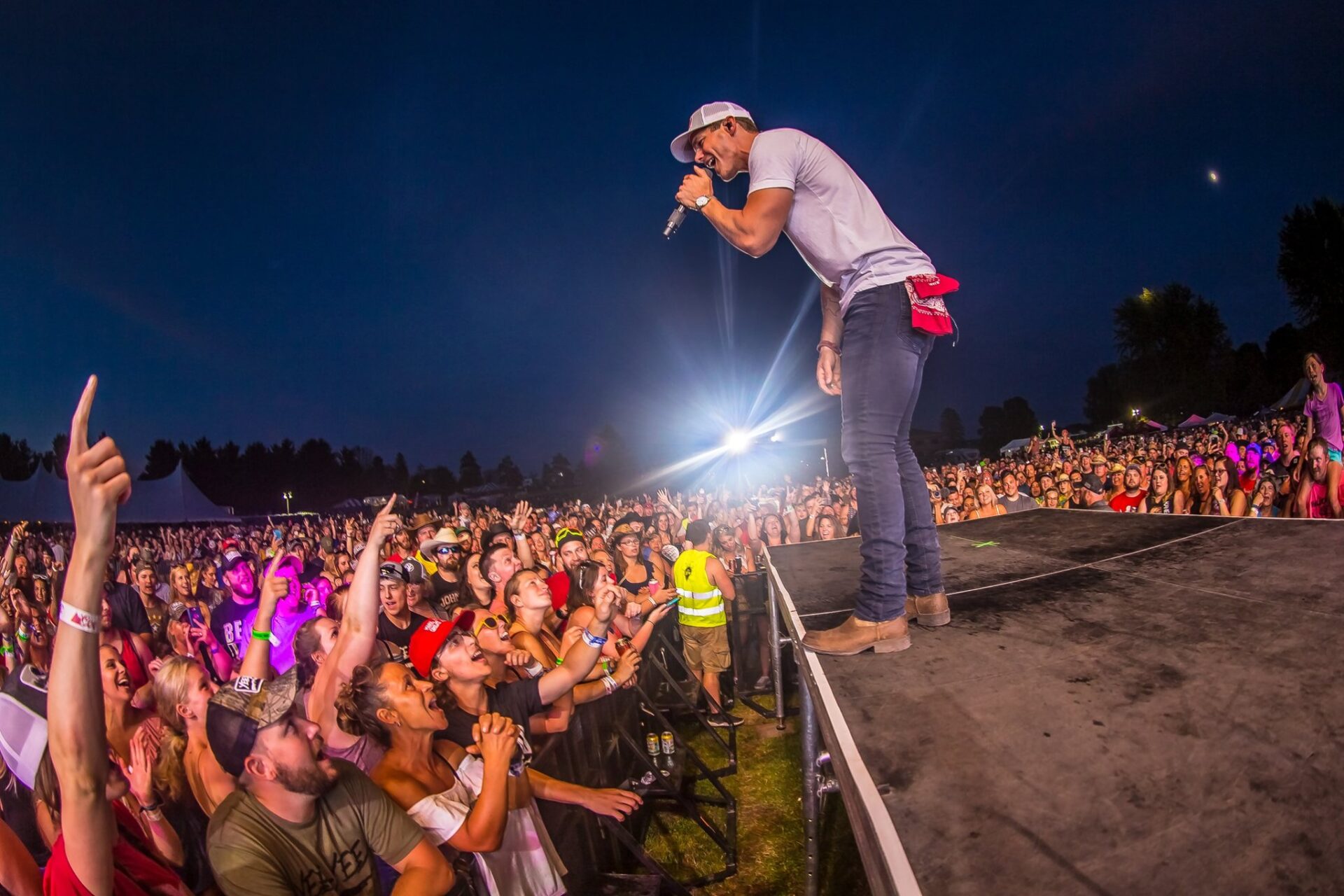 Country Boom or Bust - Mid-West Family La Crosse