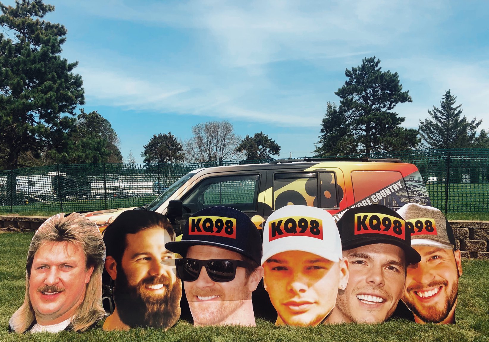 Country Boom or Bust - Mid-West Family La Crosse